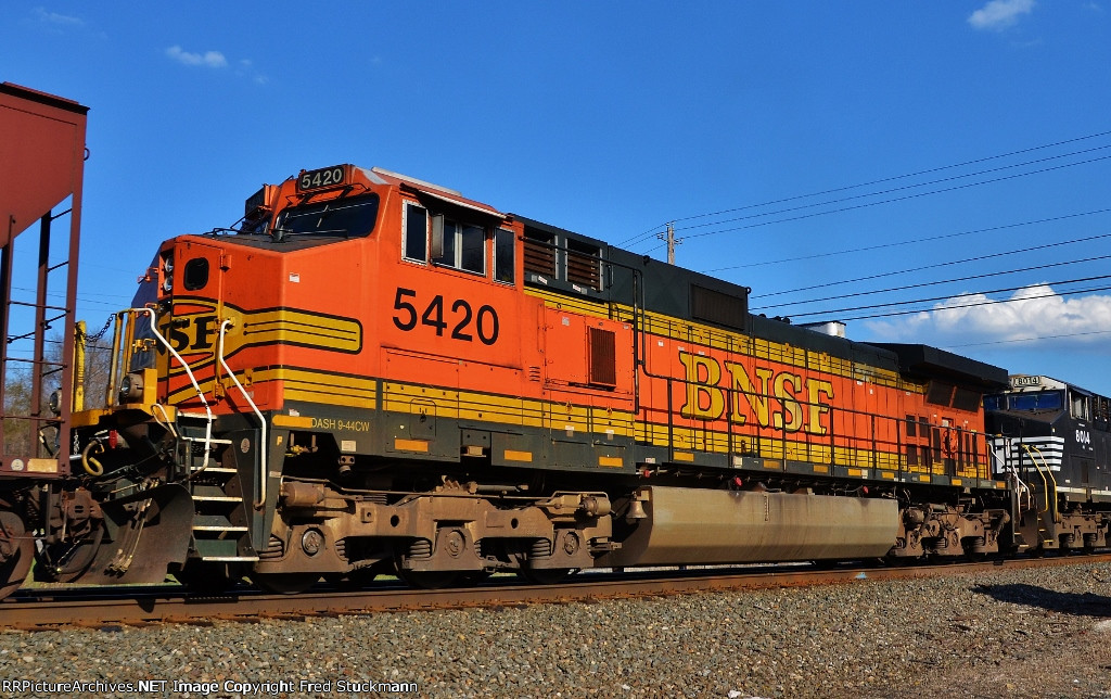 BNSF 5420